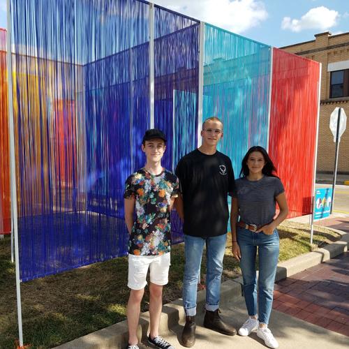 A plinth, a cloud/bank, a foyer, and a wall of thread | Arts | nuvo.net