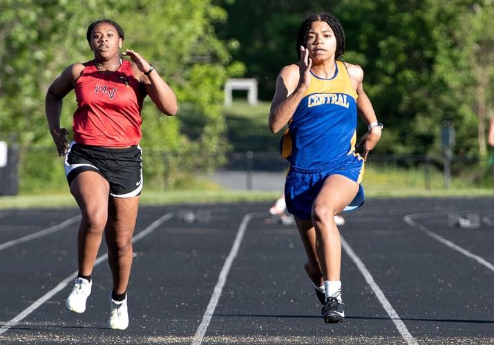 Mountain View boys, Strasburg girls win county track titles | Nvdaily | nvdaily.com