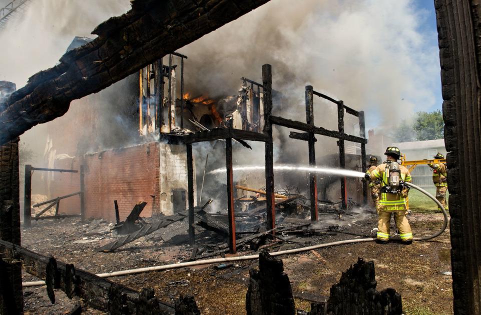 Fire destroys Front Royal home | Nvdaily | nvdaily.com