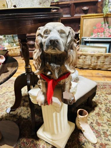 Vintage dealer offers one-of-kind treasures | Nvdaily | nvdaily.com