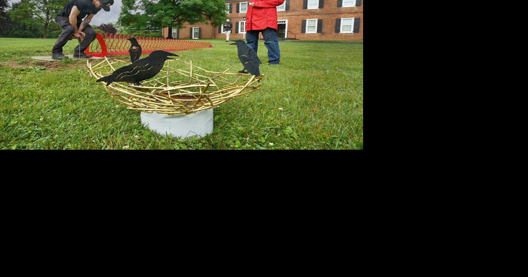 Outdoor sculpture exhibition on display at the MSV | Nvdaily | nvdaily.com