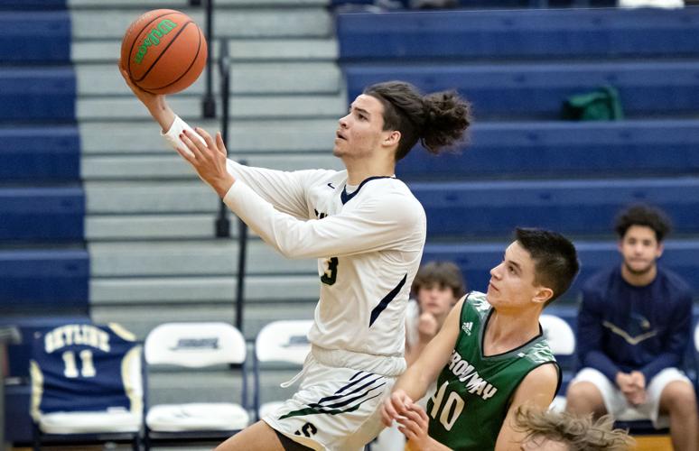 Cabness rallies Hawks past Gobblers | Nvdaily | nvdaily.com