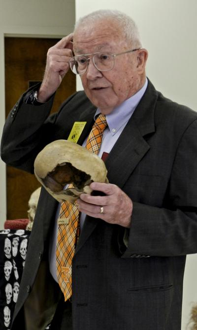 Dead men do tell tales | Education | nvdaily.com