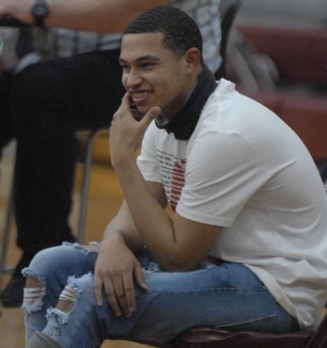 Patriots' Pooler signs for Mont Alto hoops | Journal-news | nvdaily.com