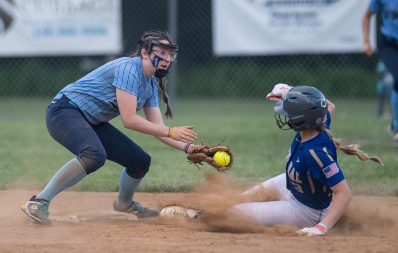 Falcons stun Page in 2B semifinals | Nvdaily | nvdaily.com