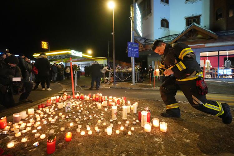 People remember victims of the Swiss New Year's bar fire, in photos ...