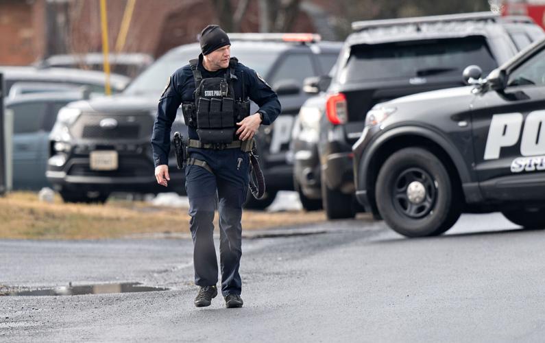 Man in custody after six-hour standoff with police | Nvdaily | nvdaily.com
