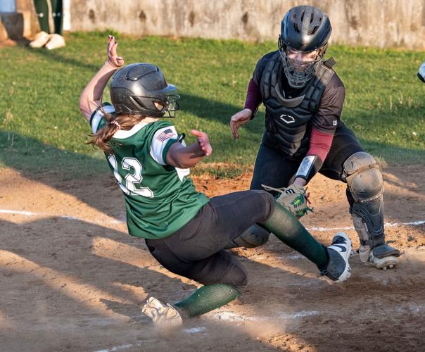 Wildcats can't overcome miscues in loss to Dragons | Nvdaily | nvdaily.com