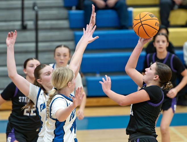 Rams hold off Falcons for rivalry victory | Nvdaily | nvdaily.com