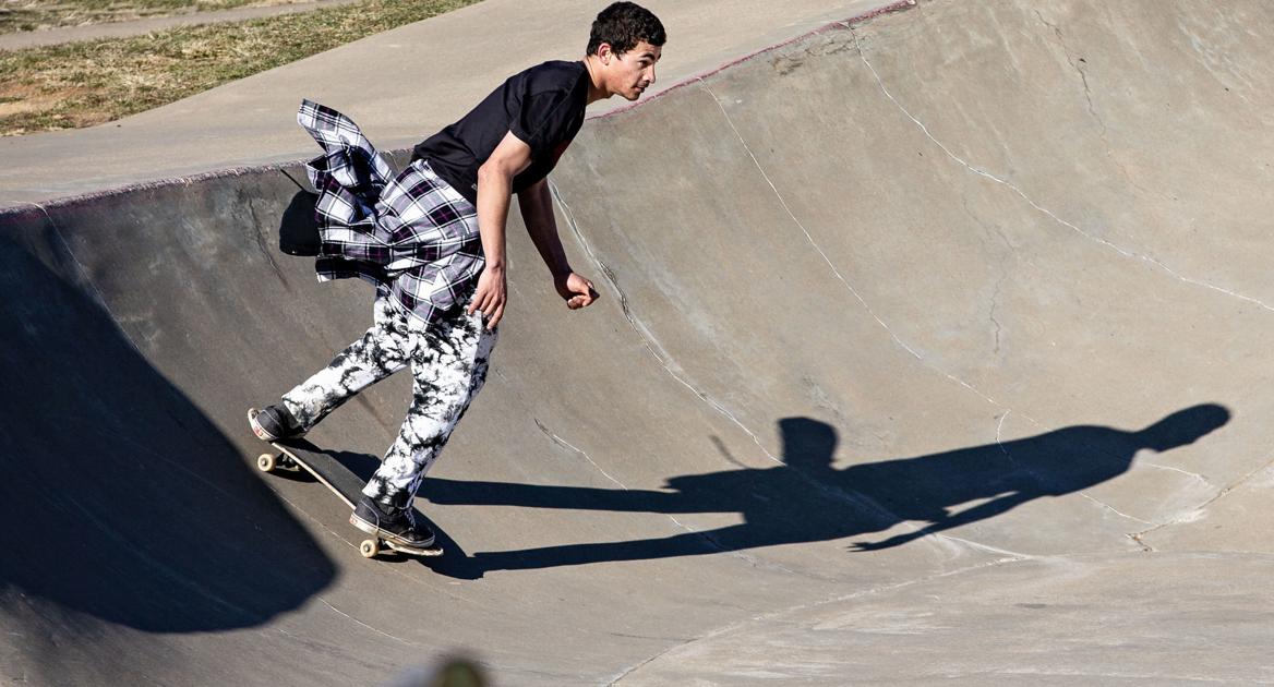 Shadow Skating | Nvdaily | nvdaily.com