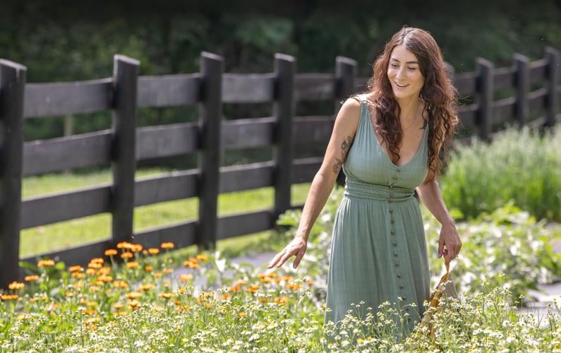 Warren County homesteader teaches about the connectedness of nature ...