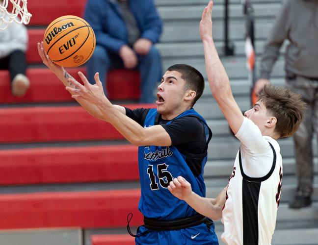 Central boys clinch Bull Run District title with rout over Stonewall ...