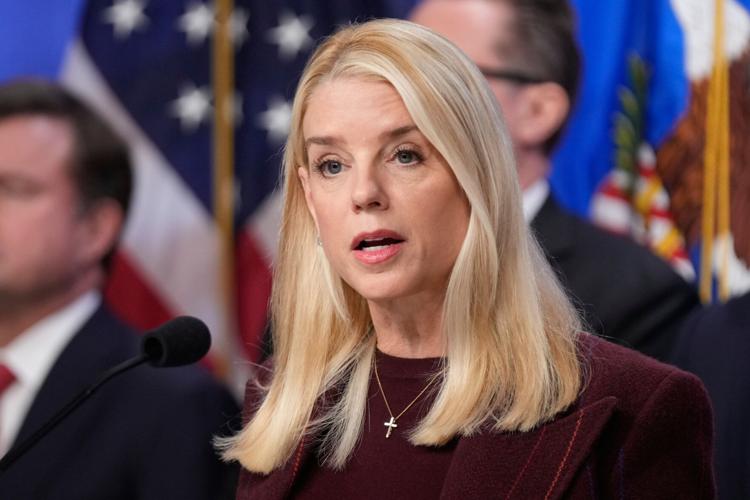 Susie Wiles, White House chief of staff, criticizes Bondi and opines on ...