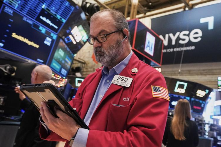 Wall Street sets record highs even as Oracle tumbles on AI worries ...