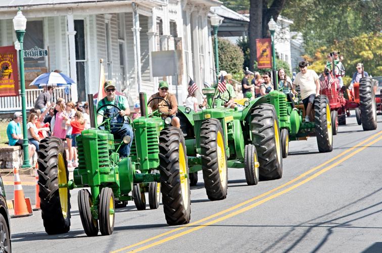 Edinburg's Ole Time Festival | Featured Stand Alone Photo | nvdaily.com