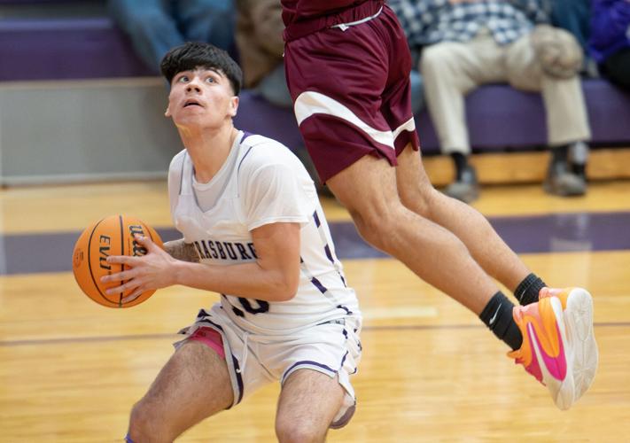 Rams hold off Wildcats for first win of season | Nvdaily | nvdaily.com