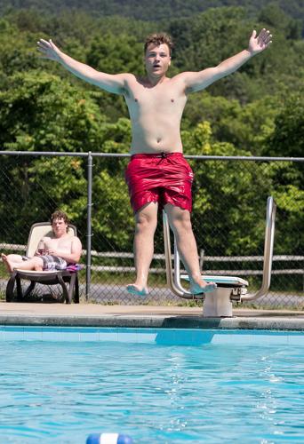 Pool Time In Strasburg | Nvdaily | nvdaily.com