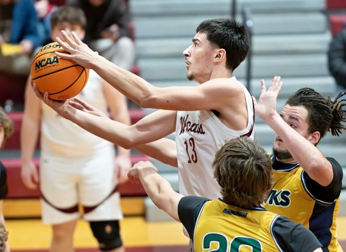 Skyline boys basketball overcomes slow start in rout of Warren County | Nvdaily | nvdaily.com
