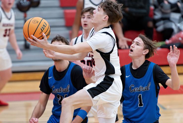 Central boys clinch Bull Run District title with rout over Stonewall ...