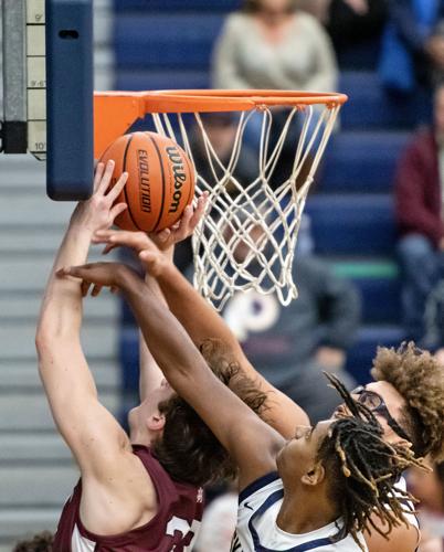 Hawks hold off Judges for boys basketball win | Nvdaily | nvdaily.com