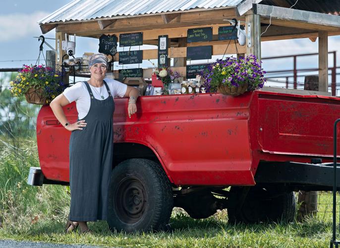 Organic farm stand offers homemade treats, flowers | Nvdaily | nvdaily.com