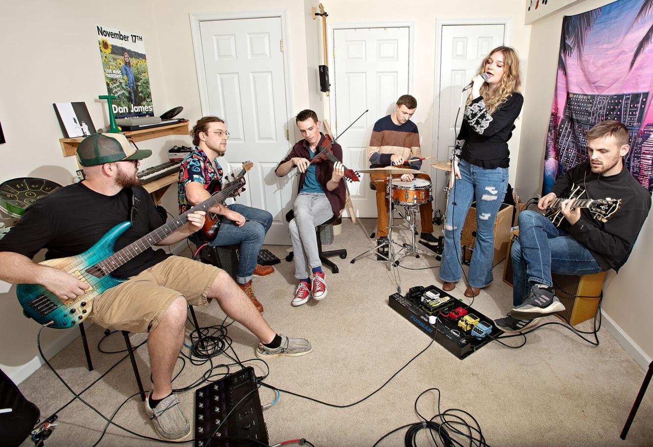 Front Royal musicians find harmony in new band | Nvdaily | nvdaily.com