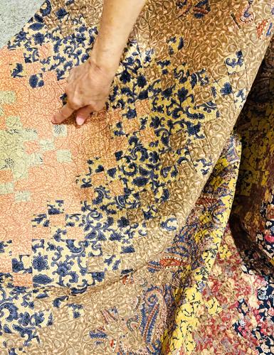 Piecing together history: Front Royal woman creates quilt depiciting ...