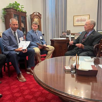 Chamber recounts visits with political leaders | Sioux Center News ...