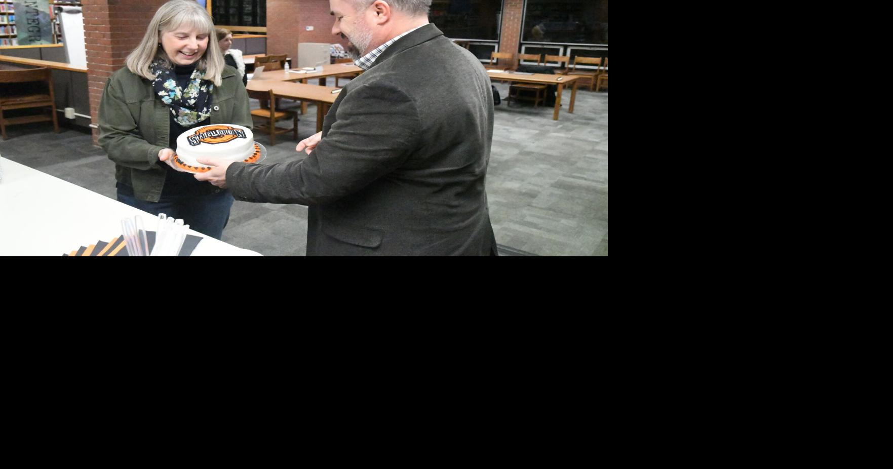 Hickman reflects on time on Sheldon board | Mail-sun | nwestiowa.com