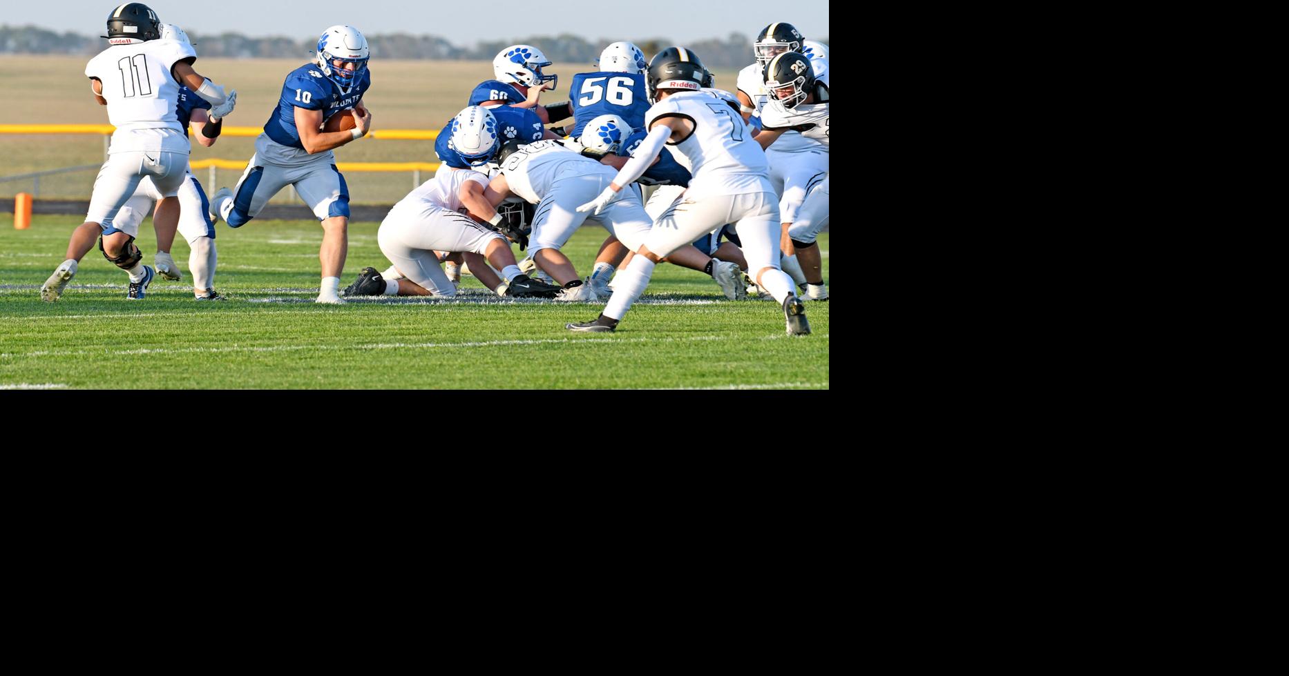 Football: Lawton-Bronson vs West Lyon | Sports | nwestiowa.com