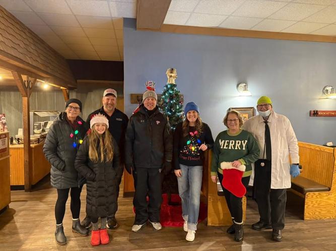 Serving more than pizza | Hawarden Independent/Ireton Examiner ...