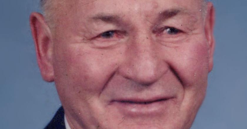 Adrian Lucas, 92, formerly of Sheldon | Obituaries | nwestiowa.com