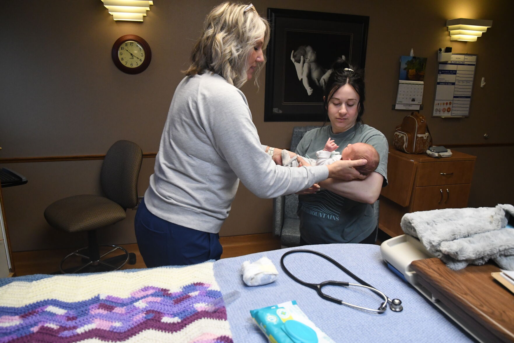 Nurses support women during pregnancy, childbirth and beyond | News ...