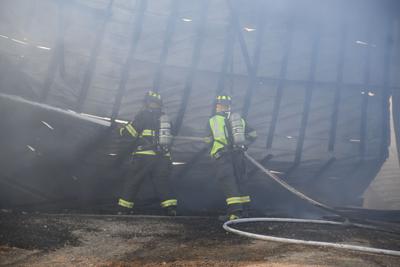 Fire destroys barn north of Sioux Center | News | nwestiowa.com