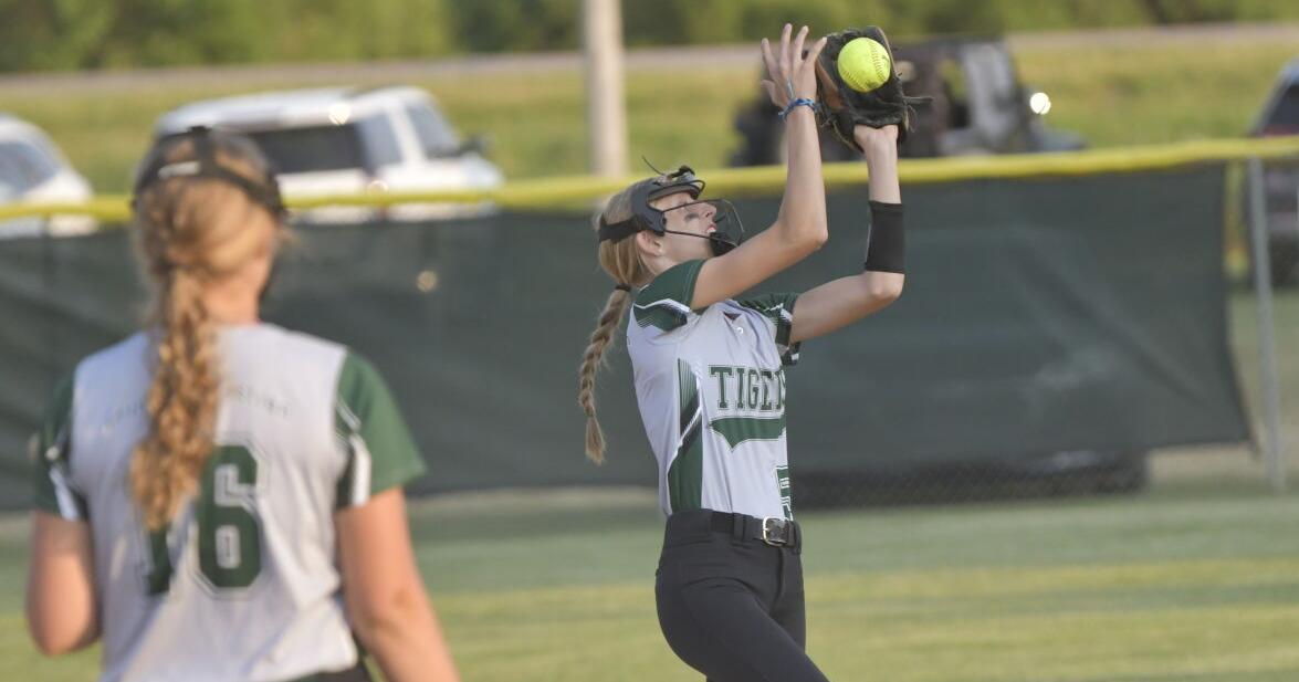 Softball: Trinity Christian vs Gehlen Catholic | Sports | nwestiowa.com