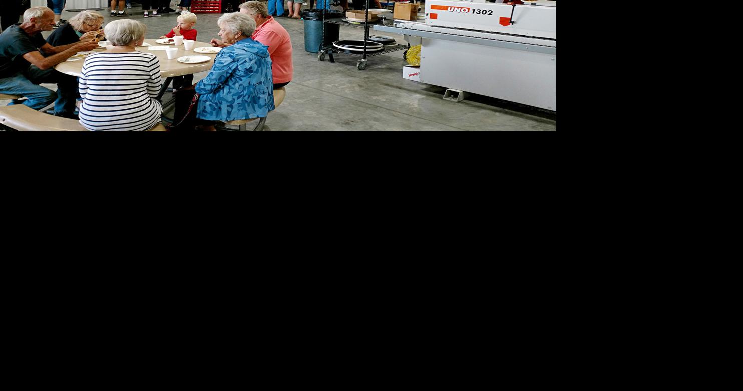 Sheldon Hot Dog Day update | News | nwestiowa.com