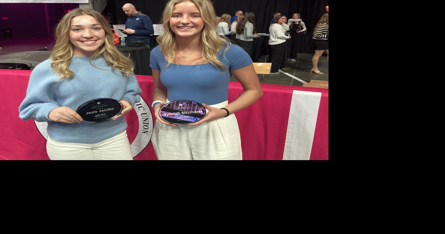 Jacobs, Sitzmann recognized at state tournament | Sentinel | nwestiowa.com