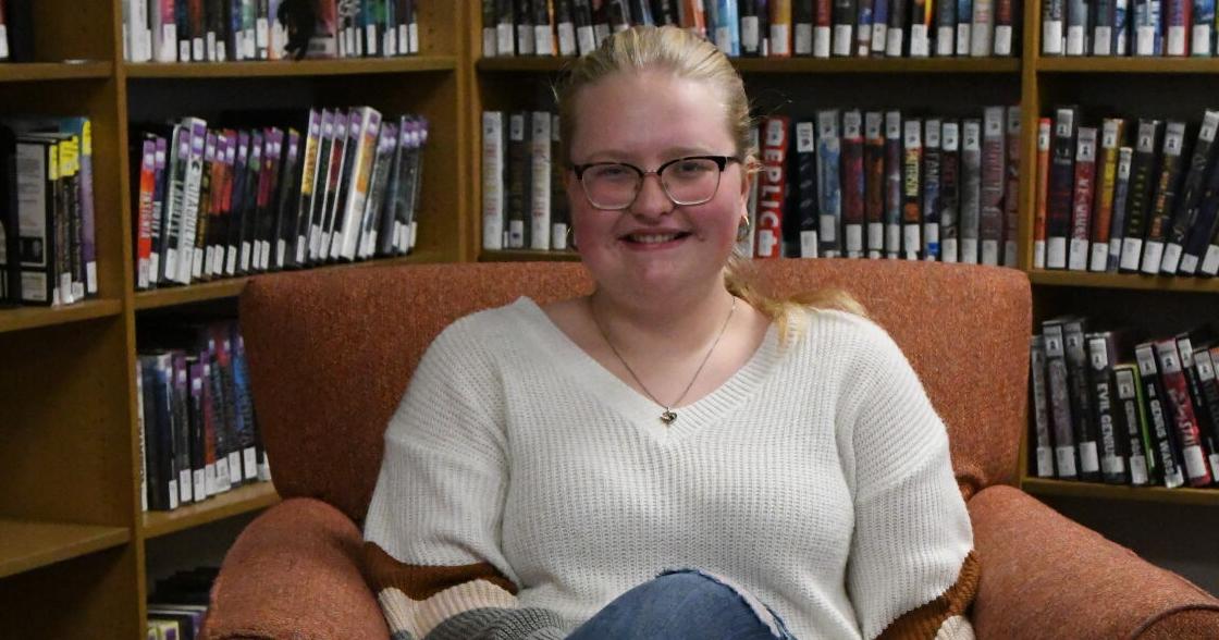 Van Voorst gets national academic award | News | nwestiowa.com