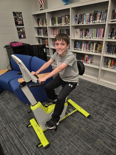 MMCRU students cruise through the library | Bell-enterprise | nwestiowa.com