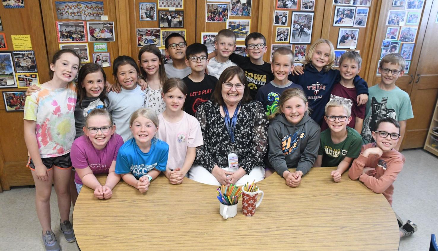 Sioux Center teacher retires after 44 years | News | nwestiowa.com