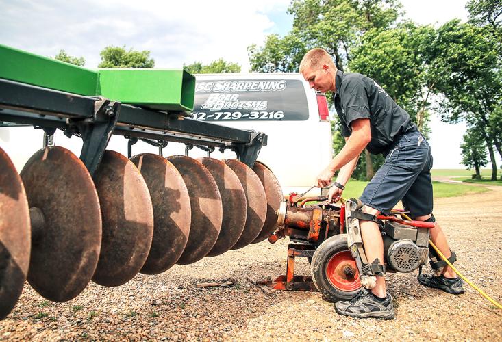 Bootsmas are on the cutting edge | News | nwestiowa.com