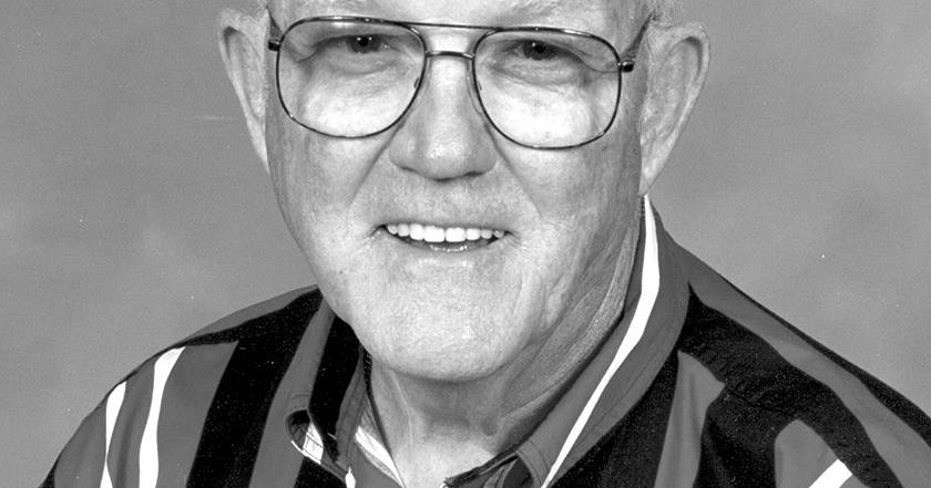 Michael McAlpine, 90, formerly of Sheldon | Obituaries | nwestiowa.com