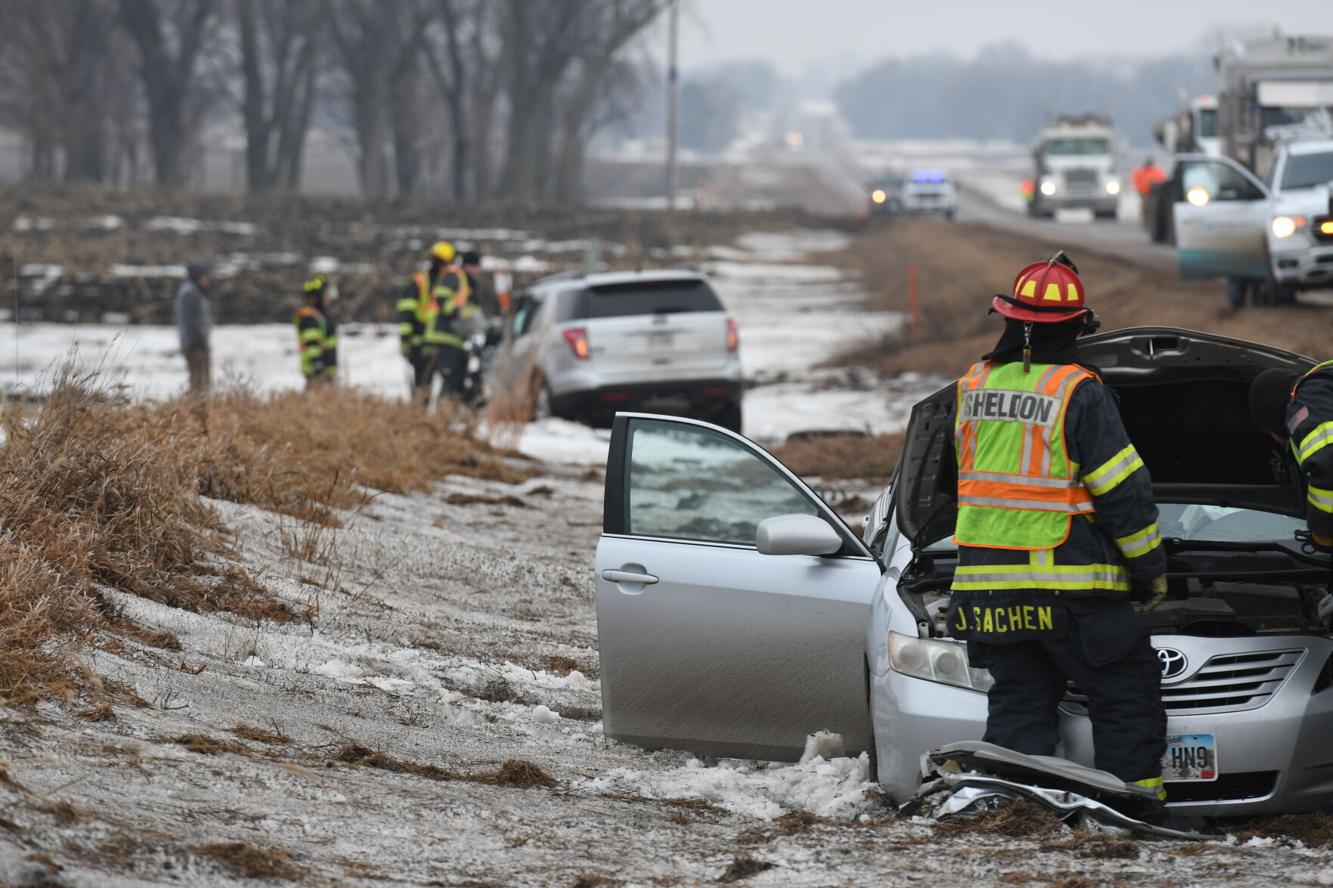 Two hurt, one arrest in crash by Sheldon | News | nwestiowa.com
