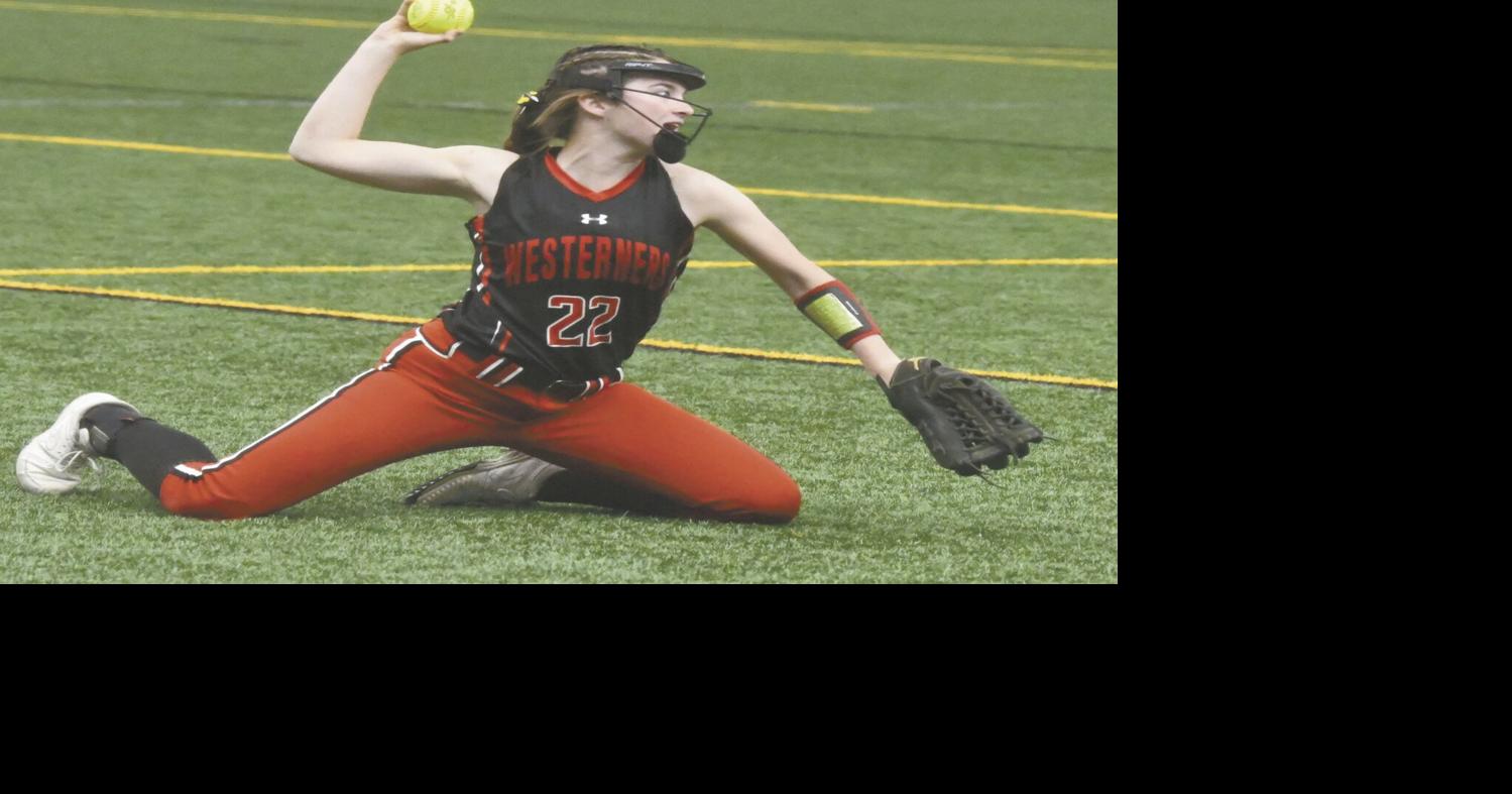 A-W softball beats Sioux Center in extras | Sentinel | nwestiowa.com