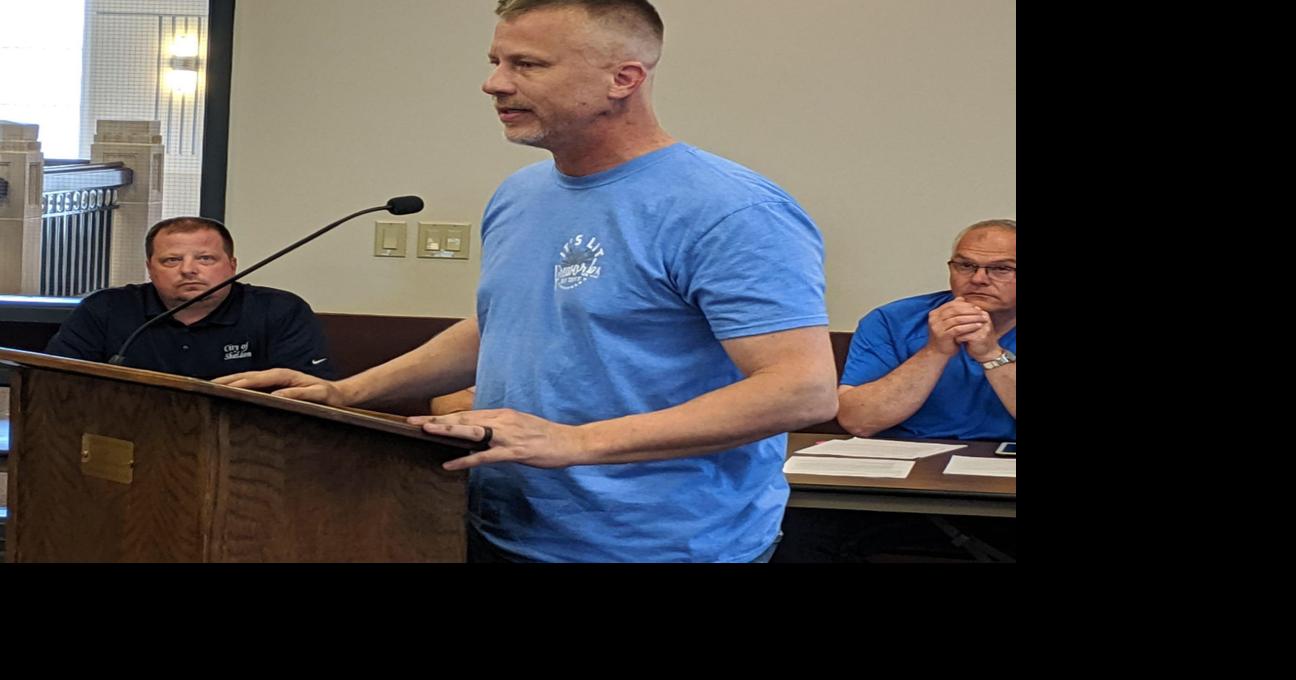 Sheldon council splits on fireworks vote | News | nwestiowa.com