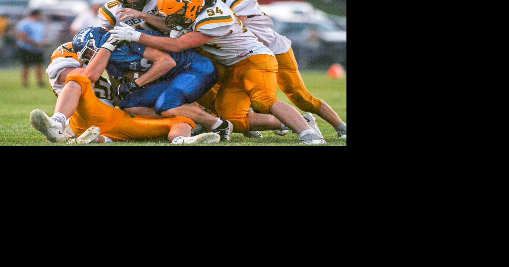 Football: Gehlen Catholic vs MMCRU | Sports | nwestiowa.com