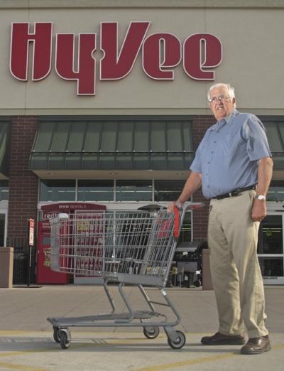 Hy-Vee's roots run deep in Sheldon community | News | nwestiowa.com
