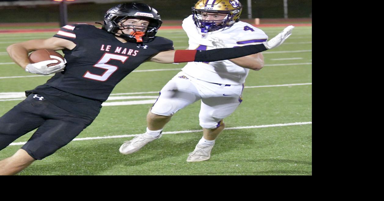 Le Mars wins homecoming football game over Spencer | Sentinel ...