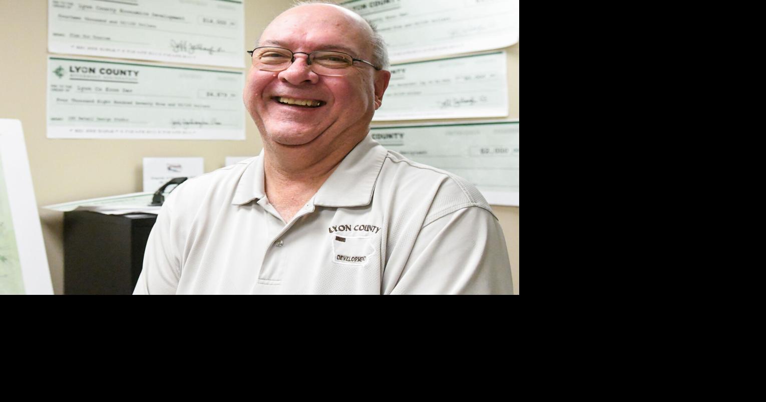 Simons to retire from Lyon development | News | nwestiowa.com