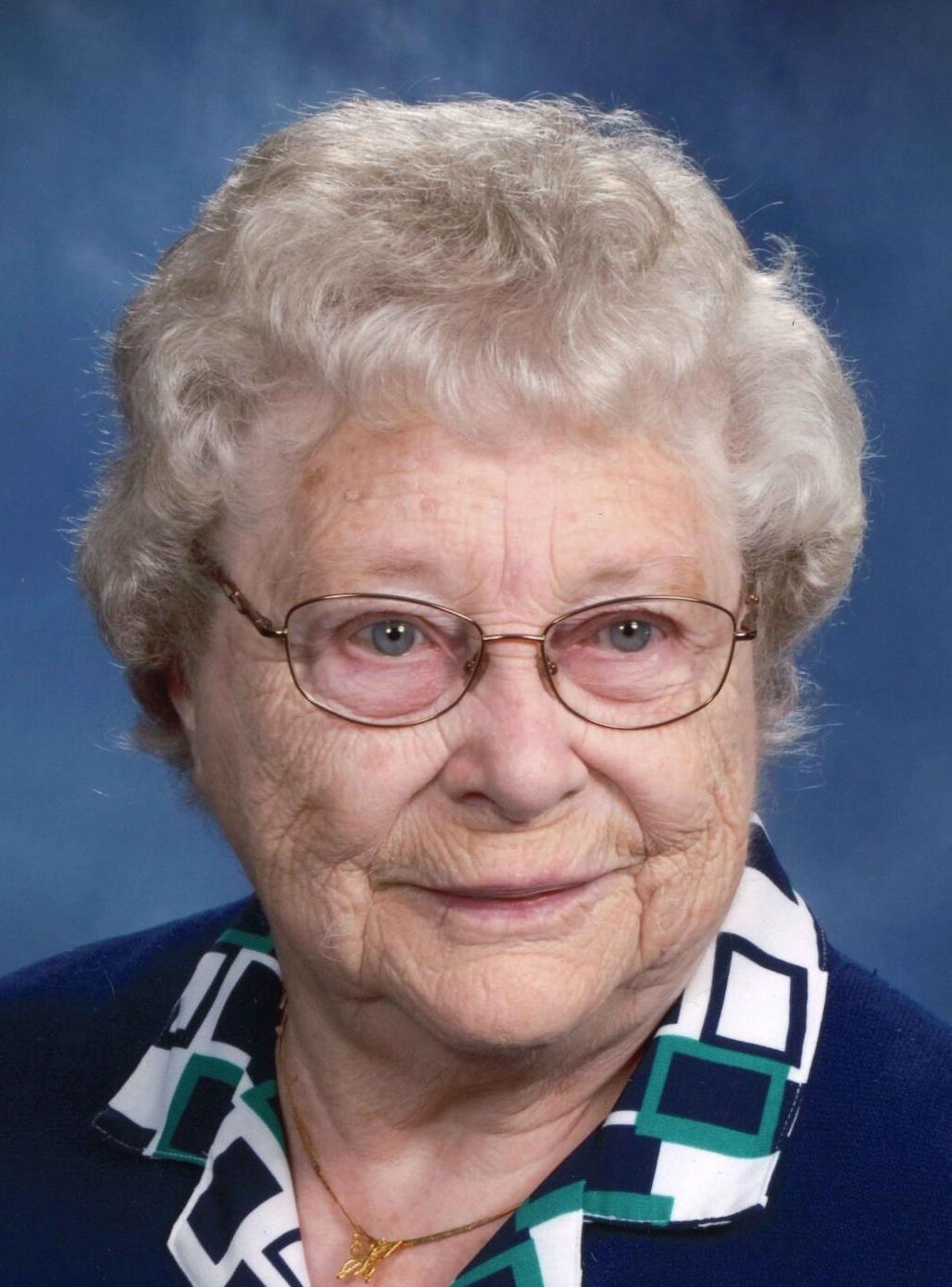 Henrietta Kamstra-Roetman, 95, Hospers | Obituaries | nwestiowa.com